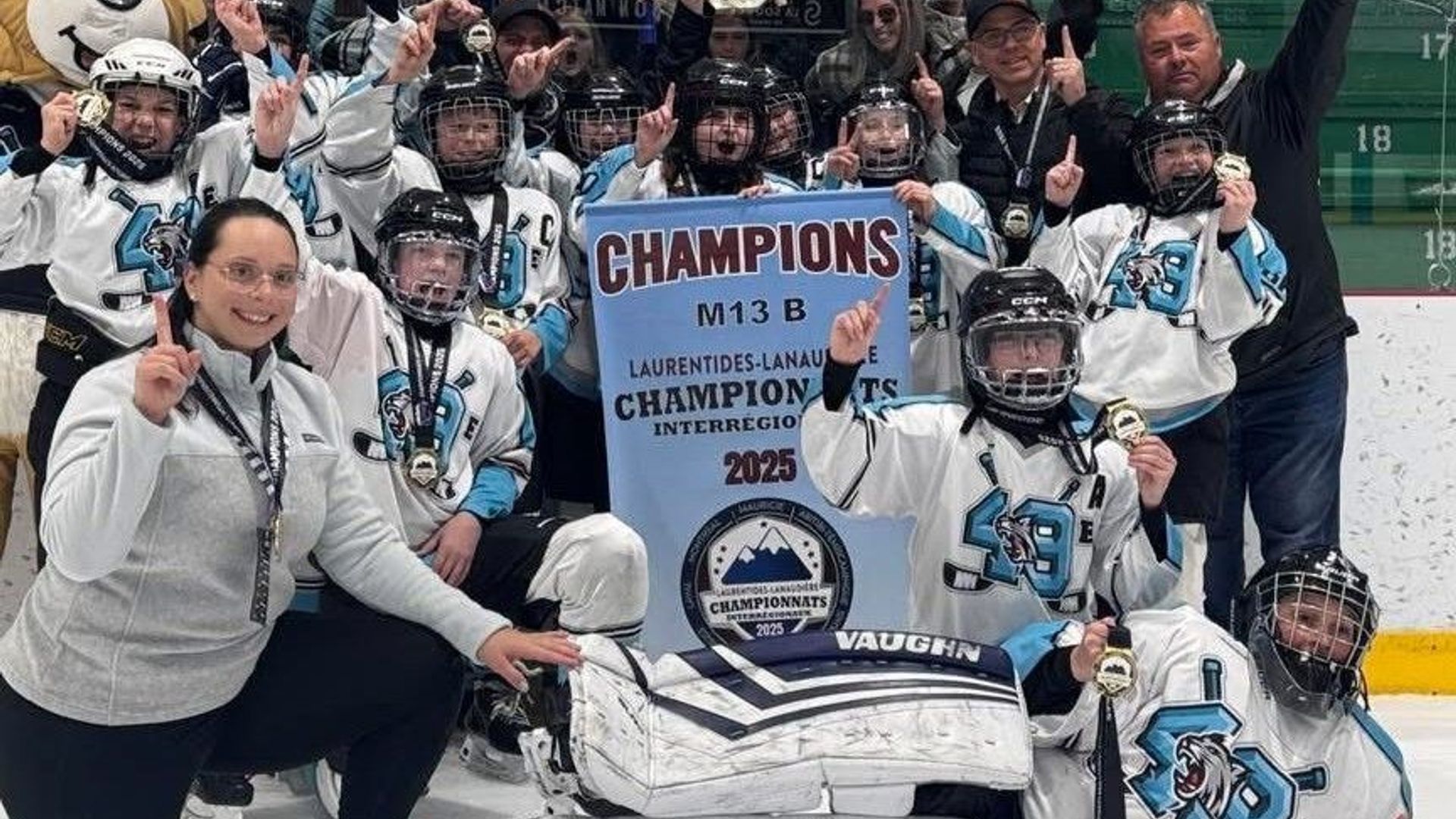 Victoire des Lynx du 49e Parallèle catégorie M13B au Championnat ...